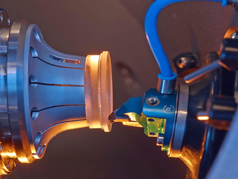 VFT-orbit-2i | Industry's first smart digital generator | Satisloh