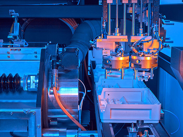 ART-Deblocker-2 | Automated, alloy-free lens deblocker | Satisloh