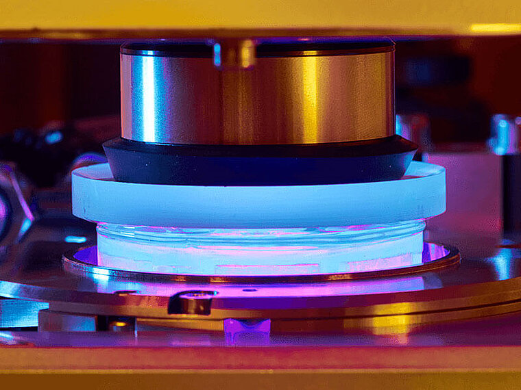 ART-Blocker-A | Automated, alloy-free lens blocker | Satisloh