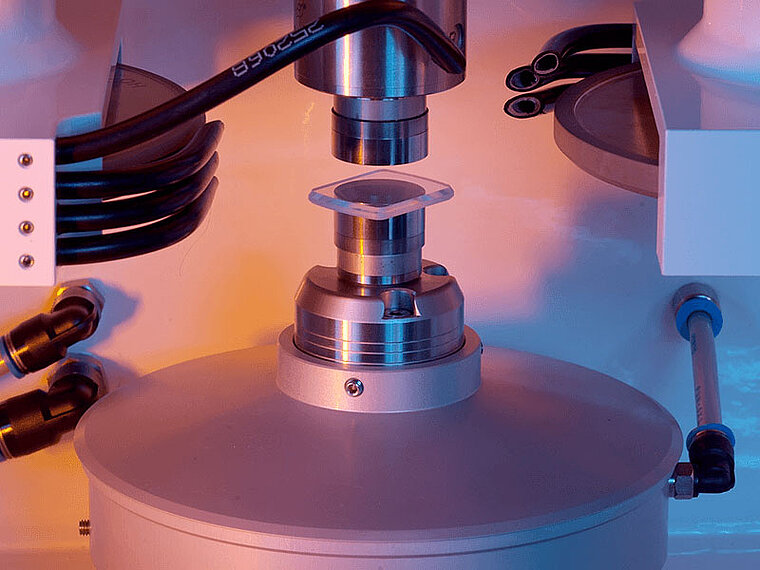 C-50 | Micro- and medium-sized optics centering machine | Satisloh